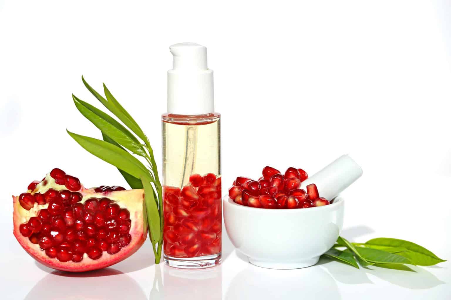 4 Reasons To Use Pomegranate Seed Oil On Your Skin