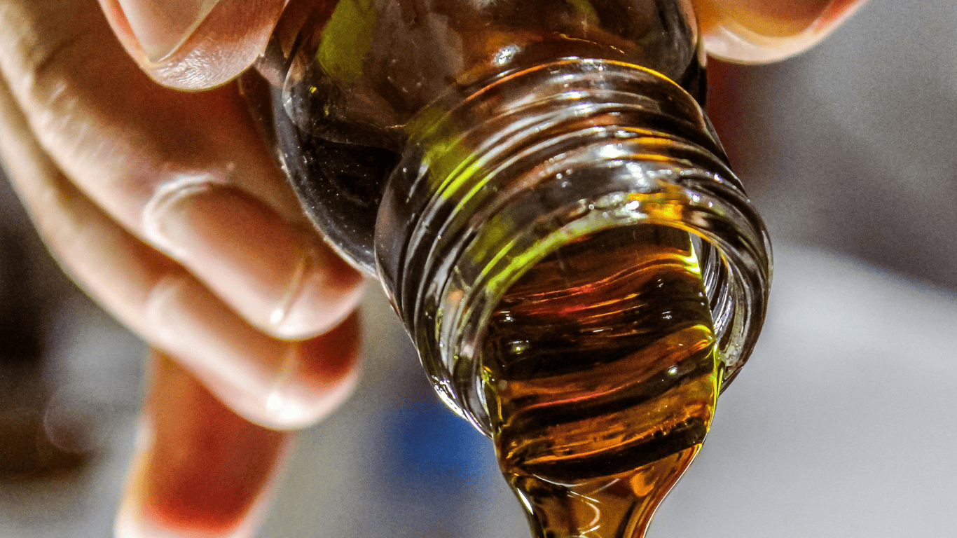 Explained Difference Between Essential Oils And Carrier Oils